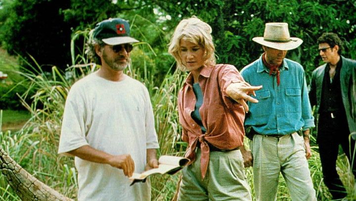 Laura Dern says early "Jurassic Park" scenes left her unsure the movie ...