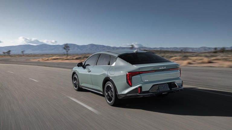 Kia K4 2026 : une nouvelle version et 500 $ de plus pour l'hatchback