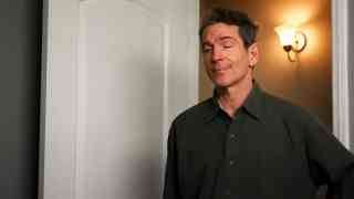 Undercover CEO witnesses last minute regret