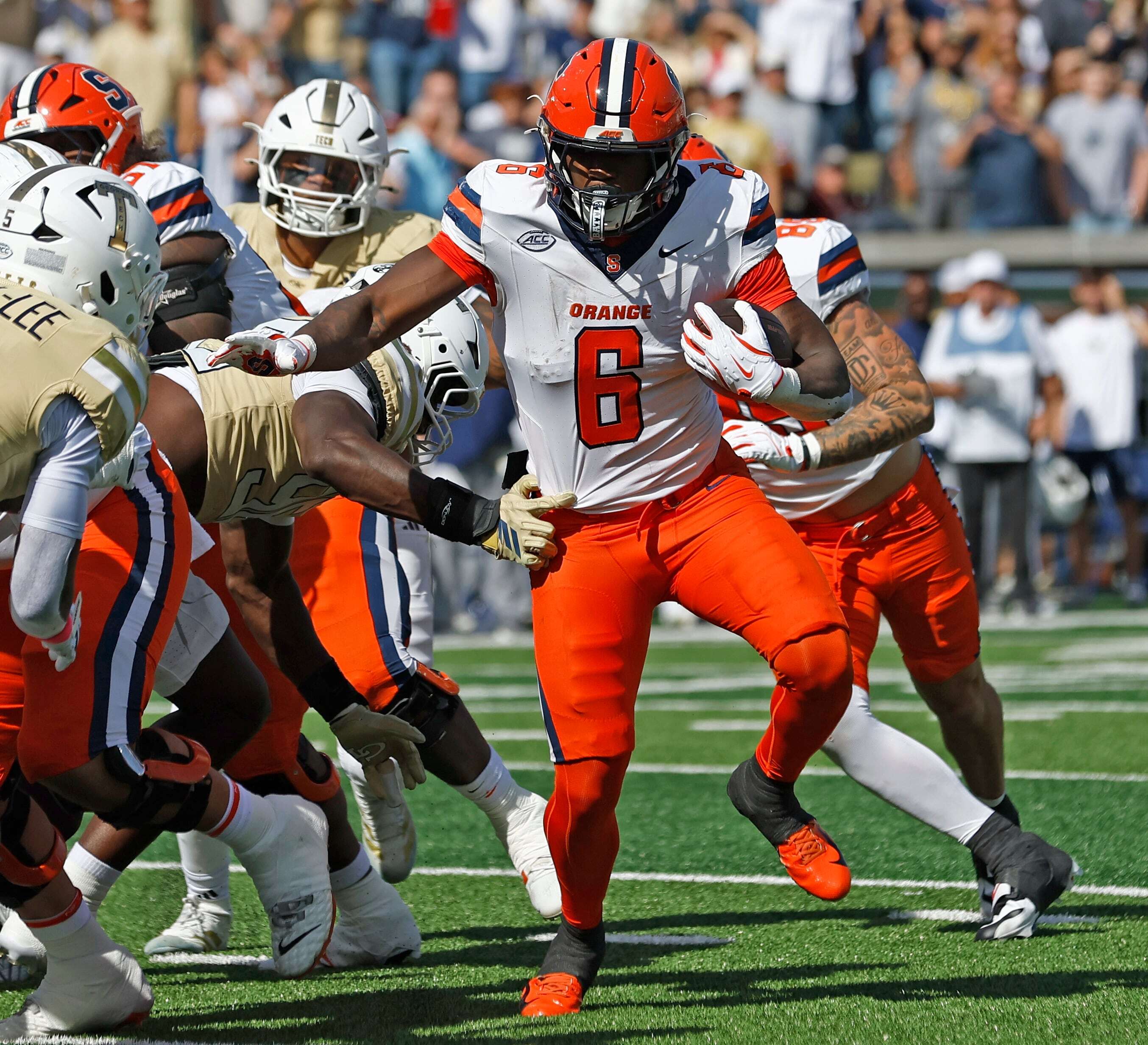 Syracuse football starting running back Yasin Willis will enter ...