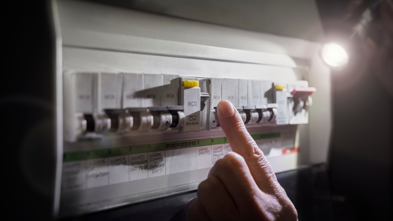 5 signs your house will struggle in a power outage—and what to fix first