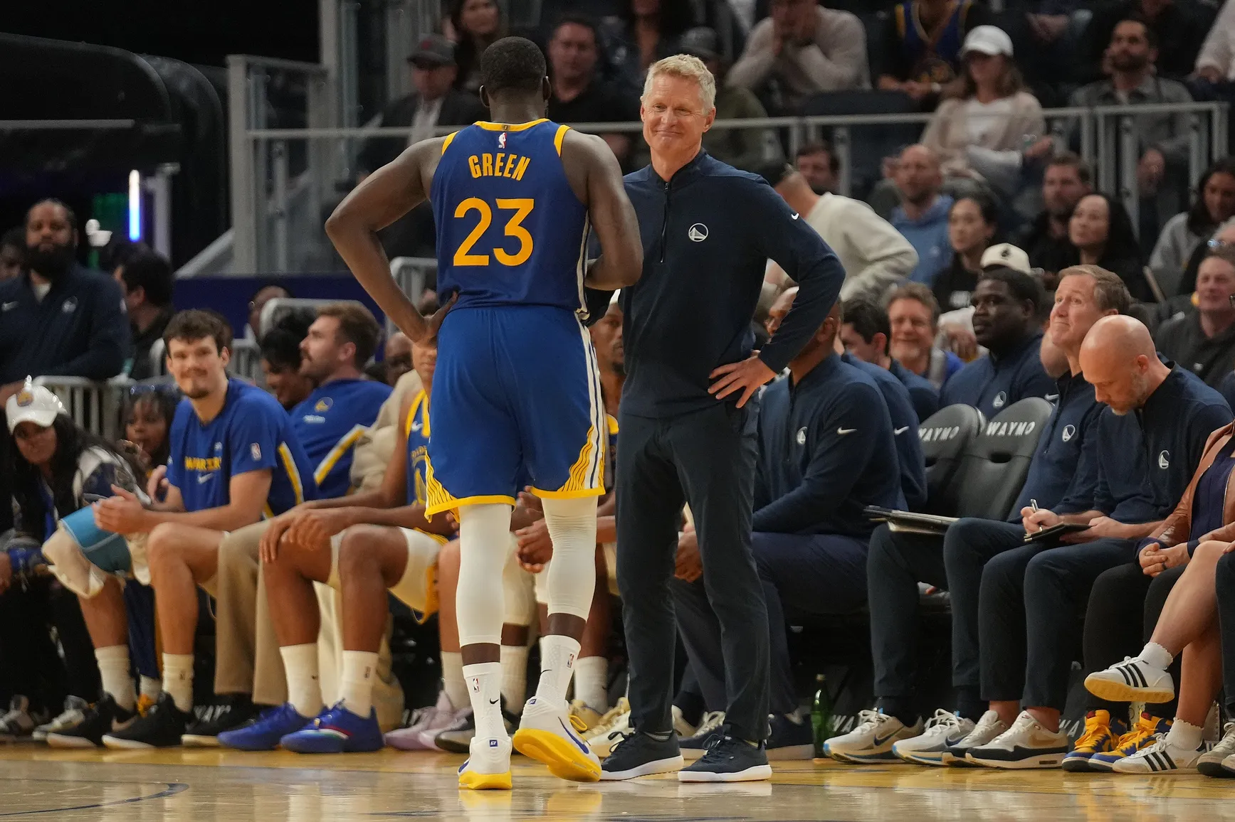 Warriors cruise past Magic as Kerr, Green clash in tense sideline moment