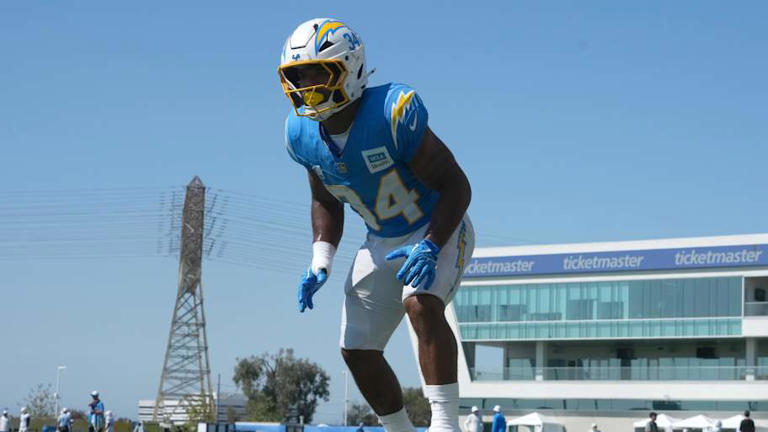 Chargers make smart roster move after Perryman suspension, Vidal injury