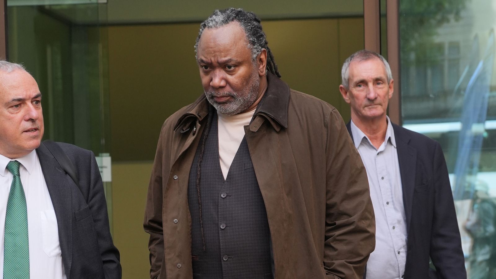 Summons against US comic brought by antisemitism charity quashed for ...