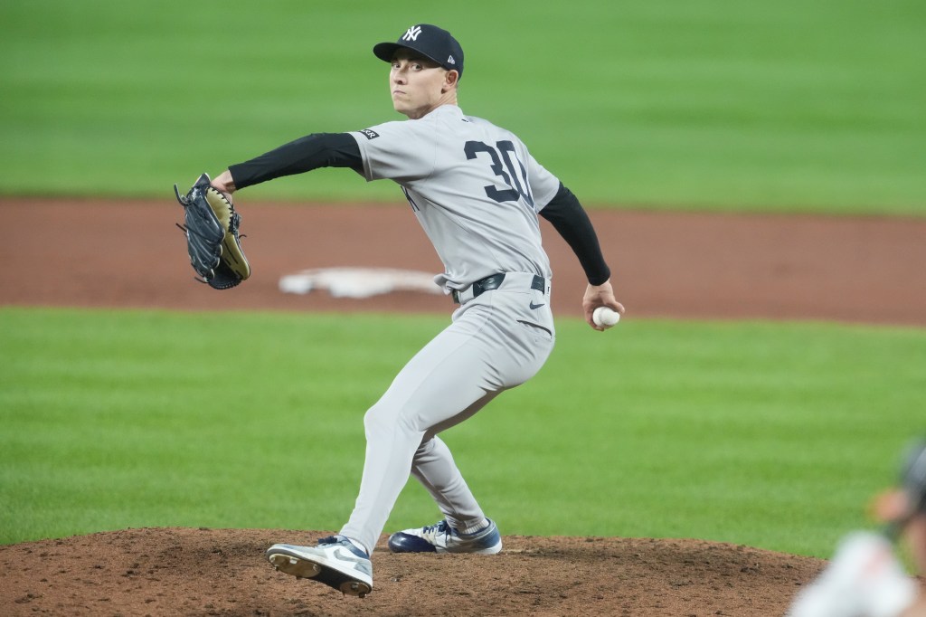 Luke Weaver sends message to Yankees after signing with rival Mets