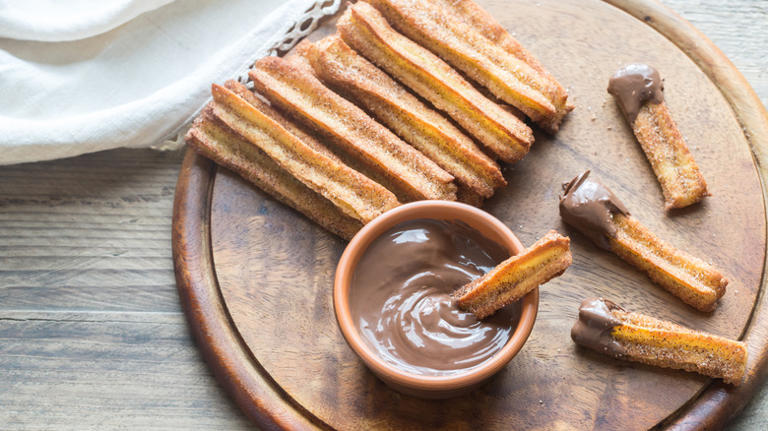 Make simple homemade Nutella with just 3 ingredients and a blender