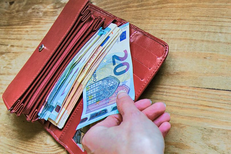 Social welfare Ireland: Surprise Christmas boost as payment coming ...