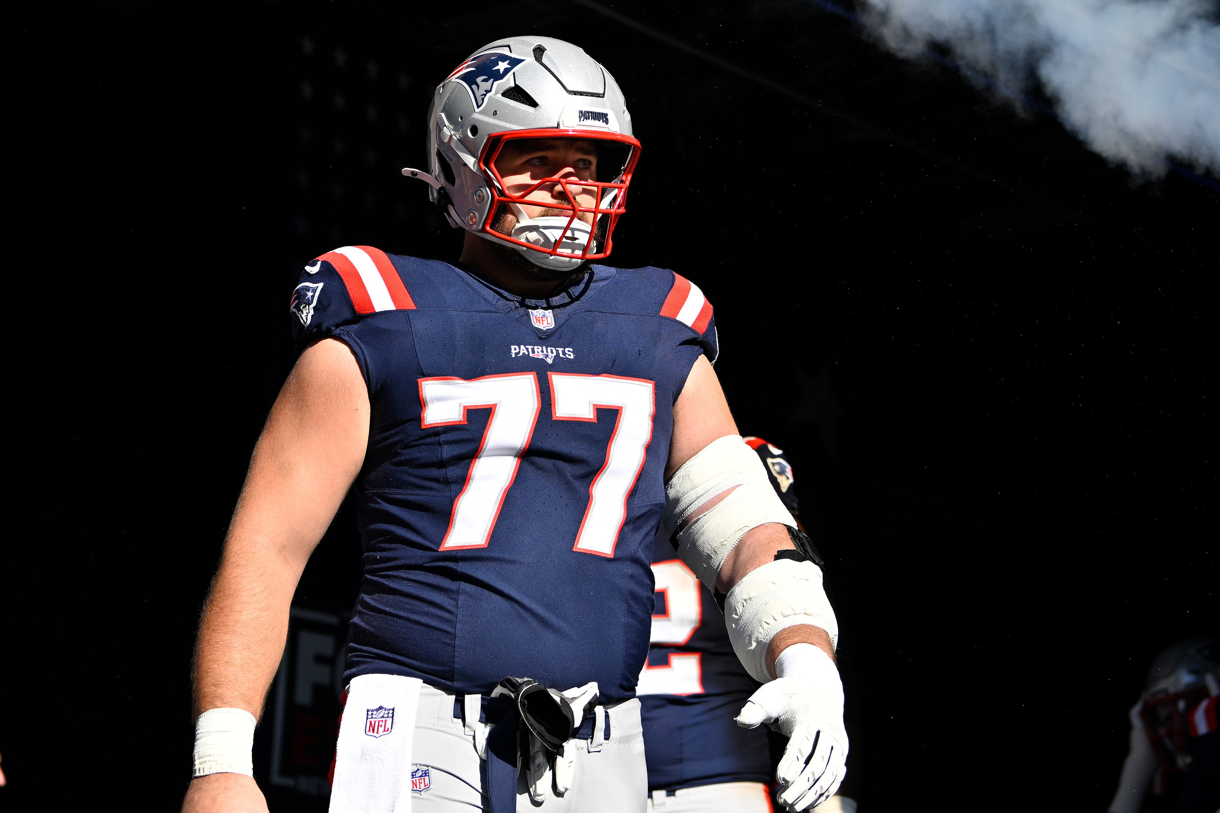 Patriots extend C Ben Brown for two years