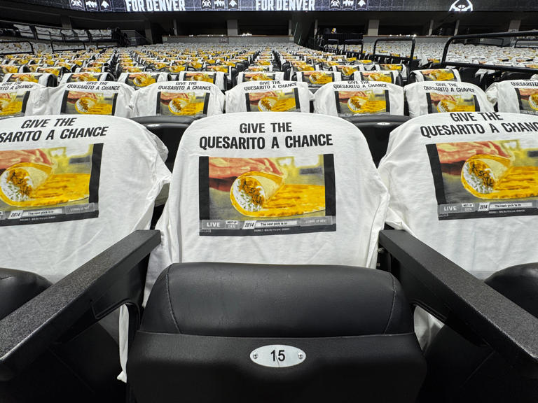 You can get Taco Bell's quesarito for $1. How to get the deal