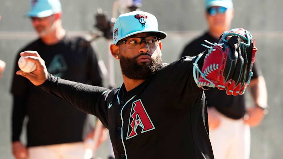 D-backs reliever showed potential in lone opportunity