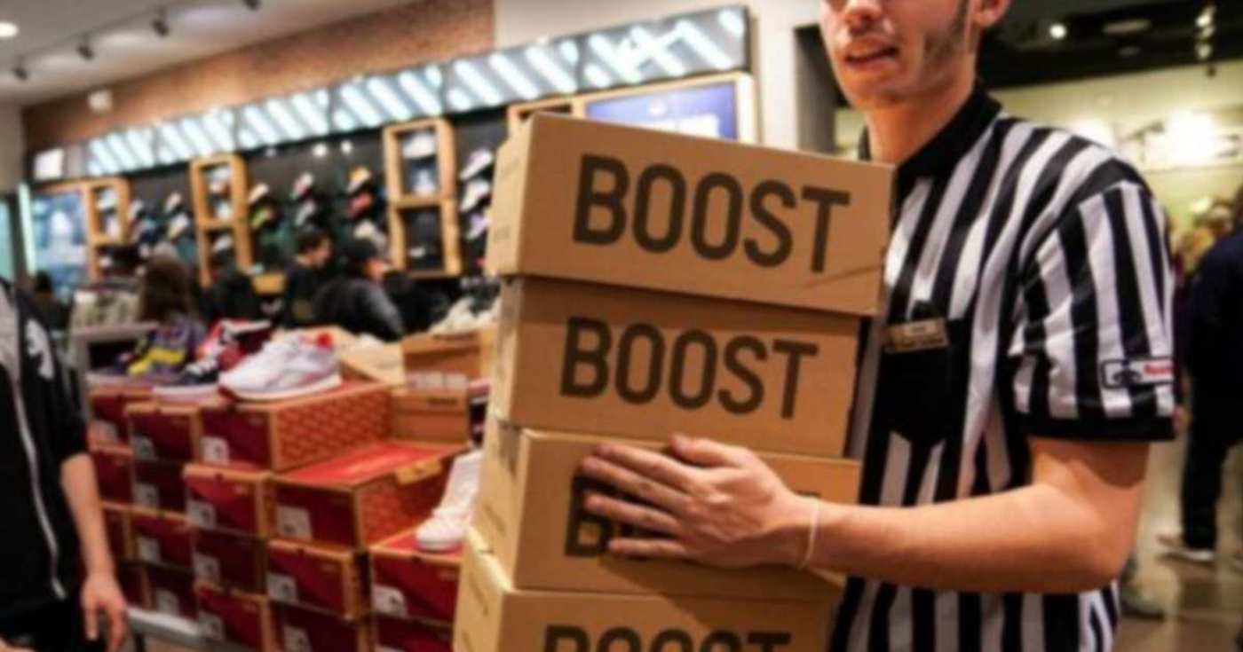 Foot Locker assume 170 addetti alla vendita: posti di lavoro in tutta ...