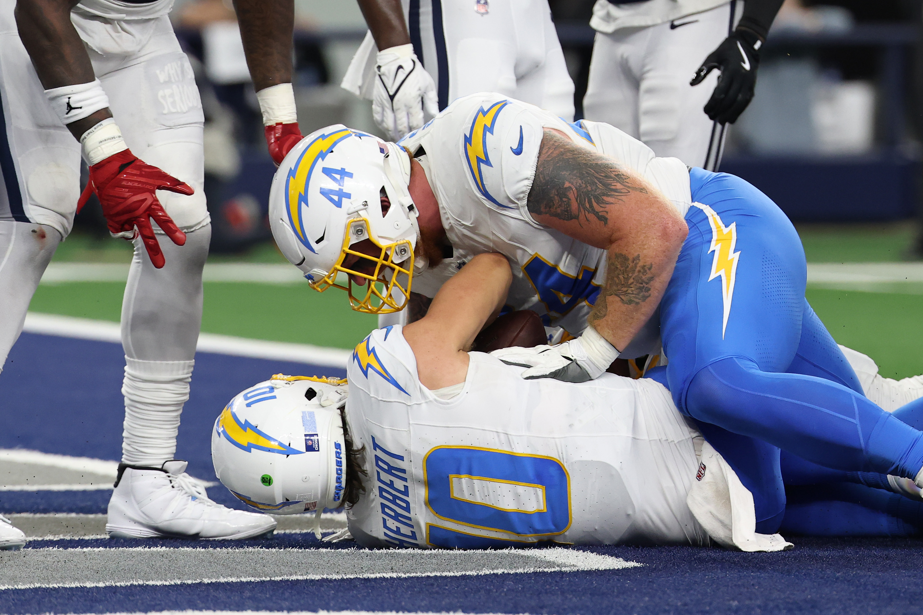 Chargers power rankings roundup: Bolts break back into top 10