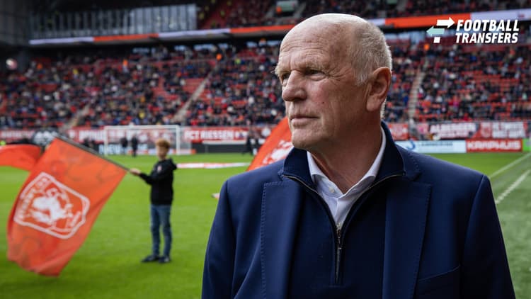 John van den Brom spreekt zich uit over toekomst bij FC Twente