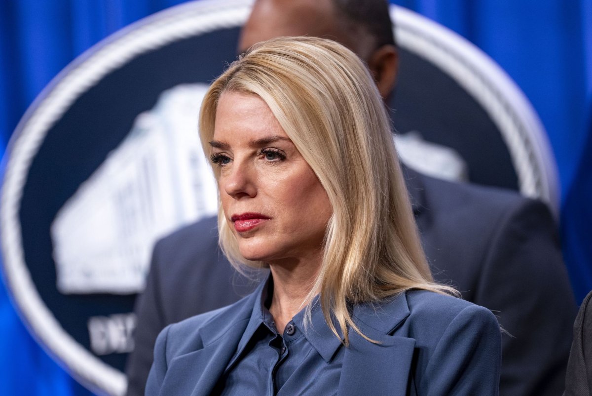 Feds file suit to overturn Washington, DC., gun control laws