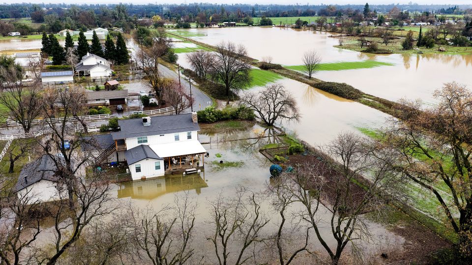 Next round of torrential rain moves in to Southern California, with ...