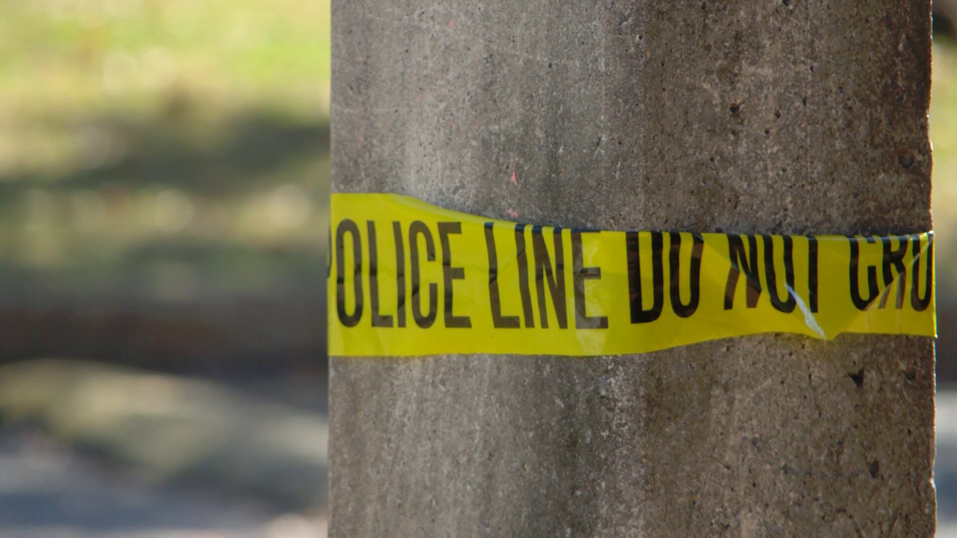 53-year-old armed robbery suspect found hiding under mobile home after ...