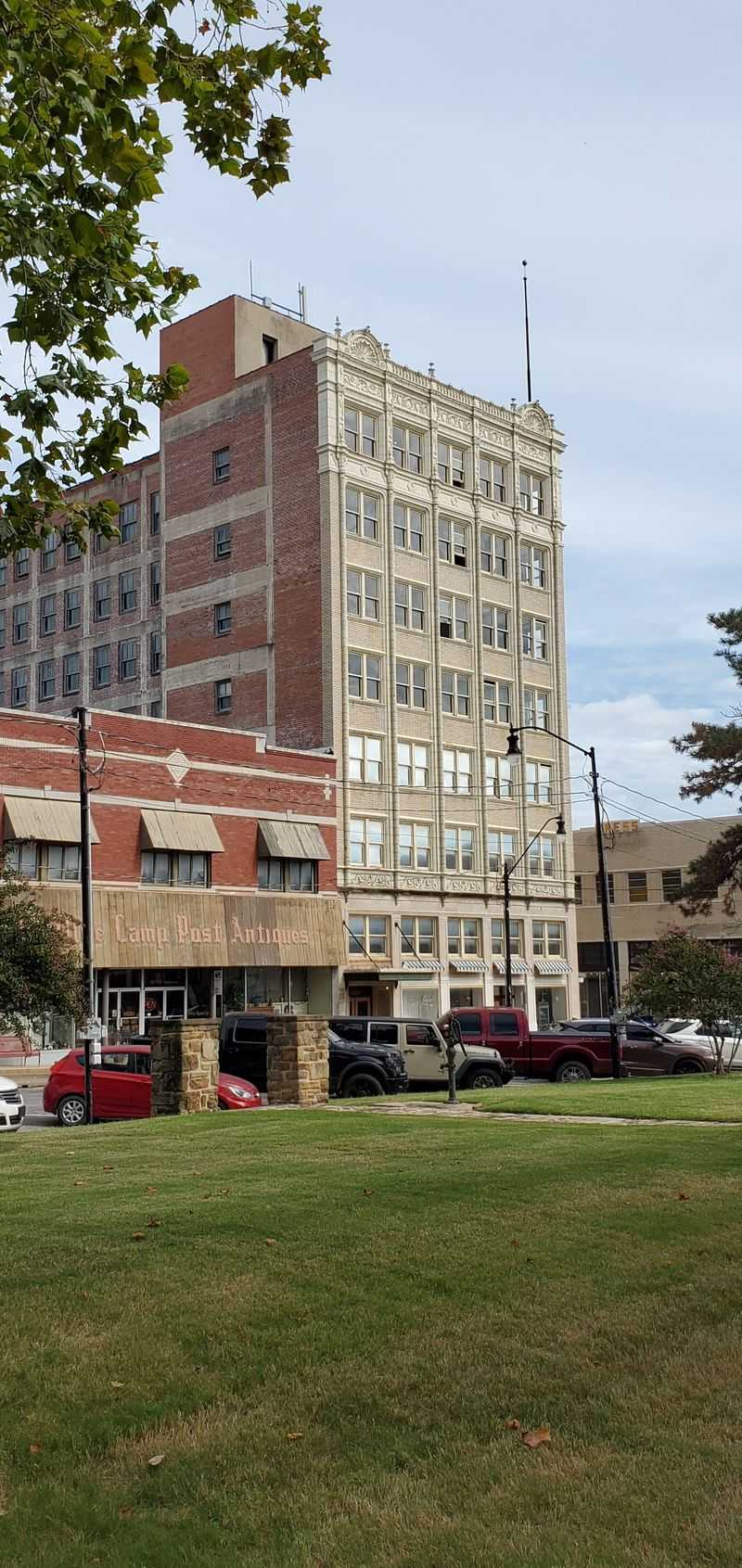 Hidden-gem small towns in Oklahoma with very low costs of living
