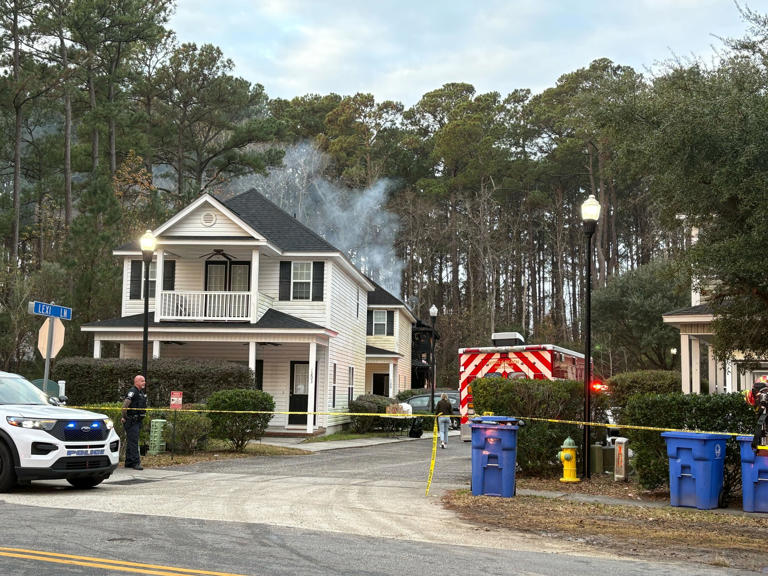 Crews find 1 dead, 1 injured after Myrtle Beach condo fire