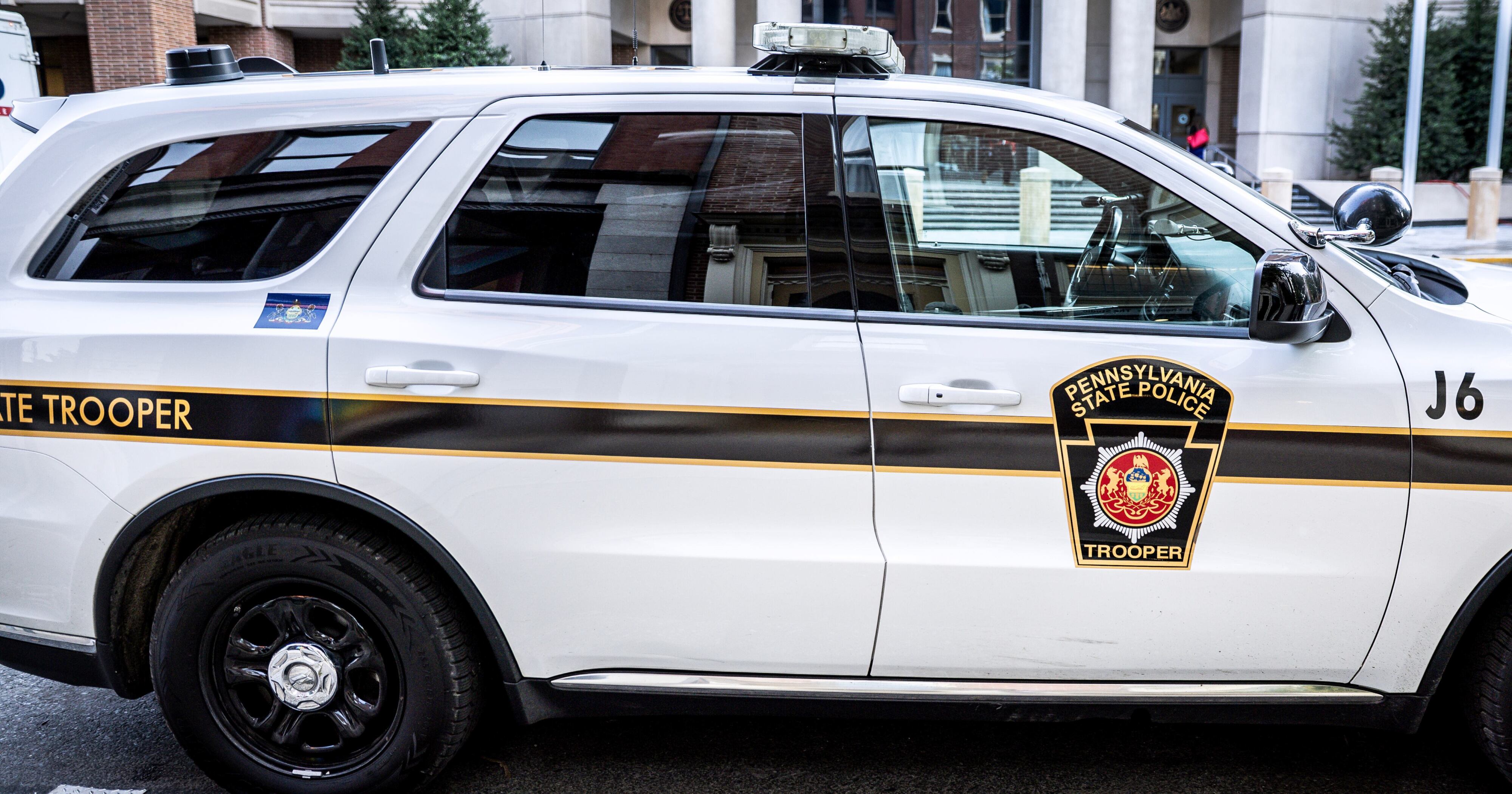 75-year-old man dies in Adams County crash: police