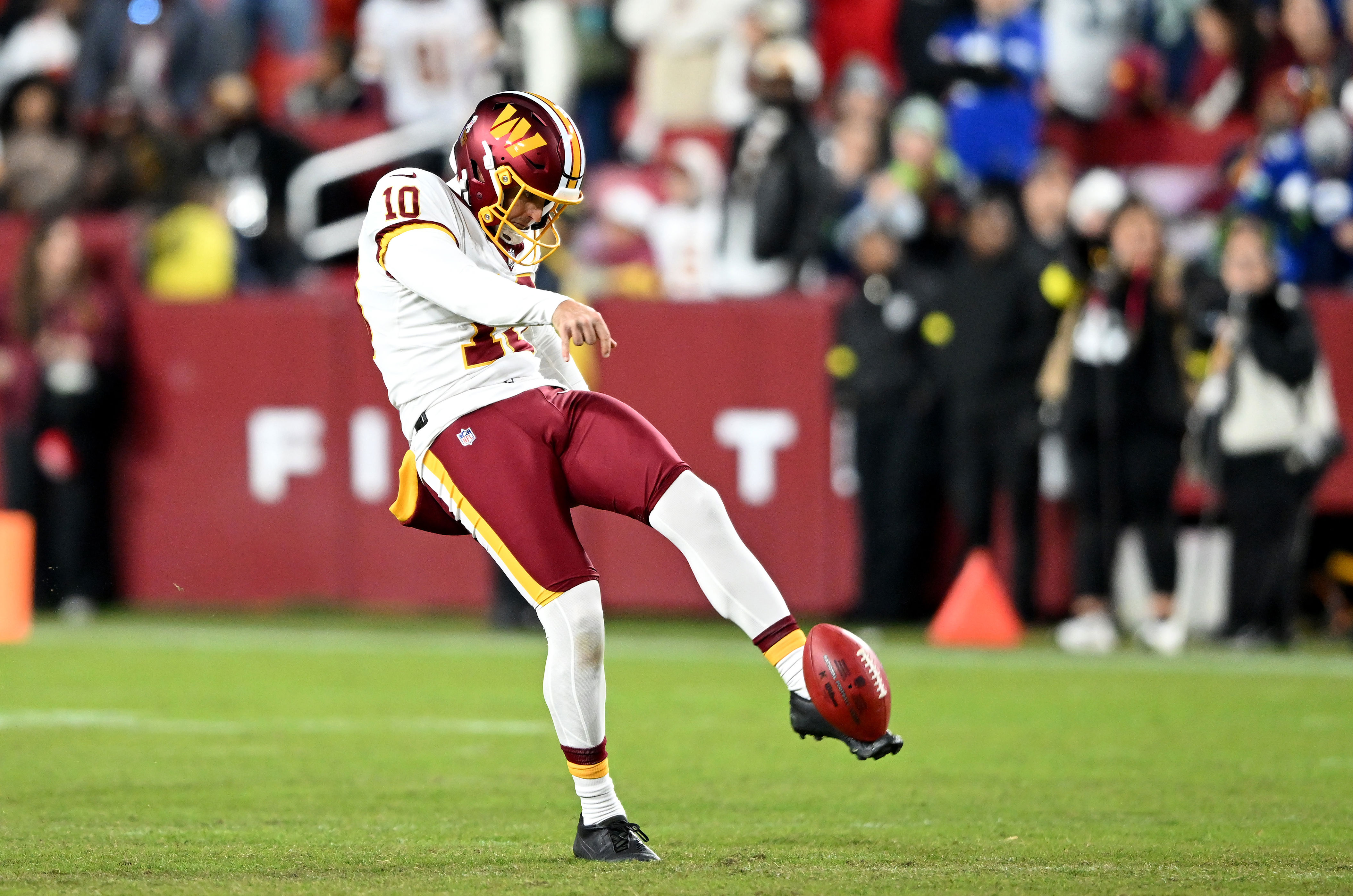 Tress Way named starting NFC punter in Pro Bowl