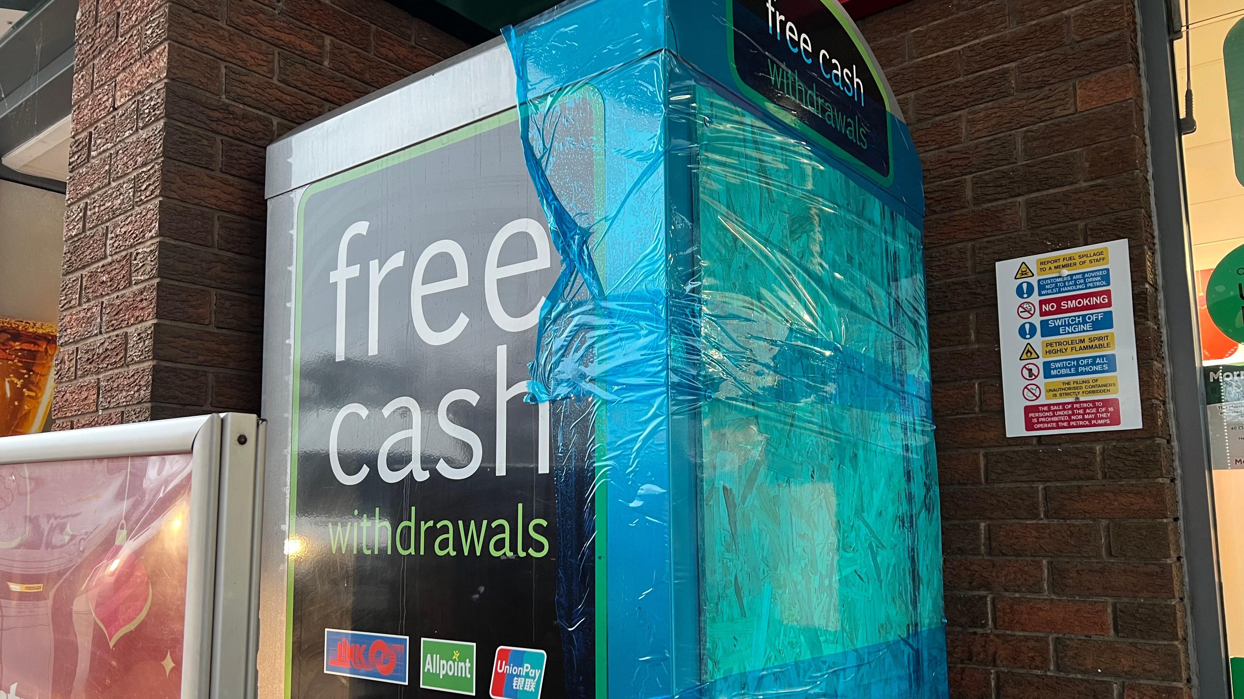 Cash machine damaged during attempted theft
