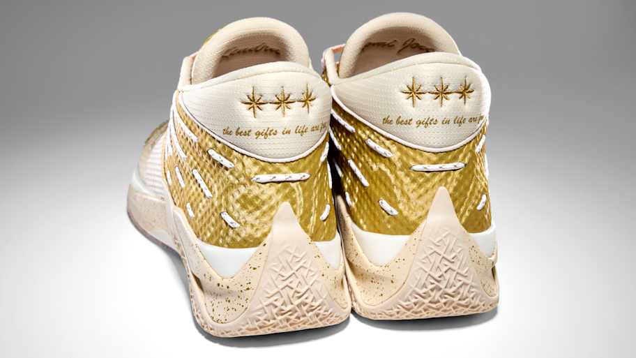 Sneak peek at Skechers' sweet NBA on Christmas Day sneakers