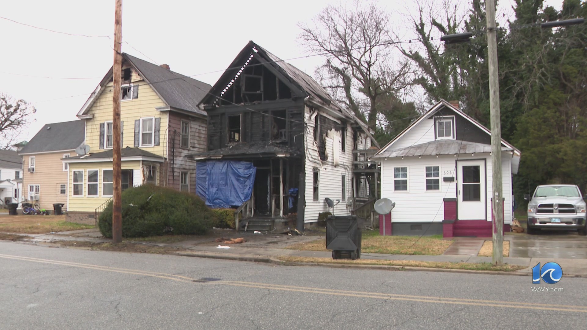 1 dead in 3-alarm Elizabeth City fire