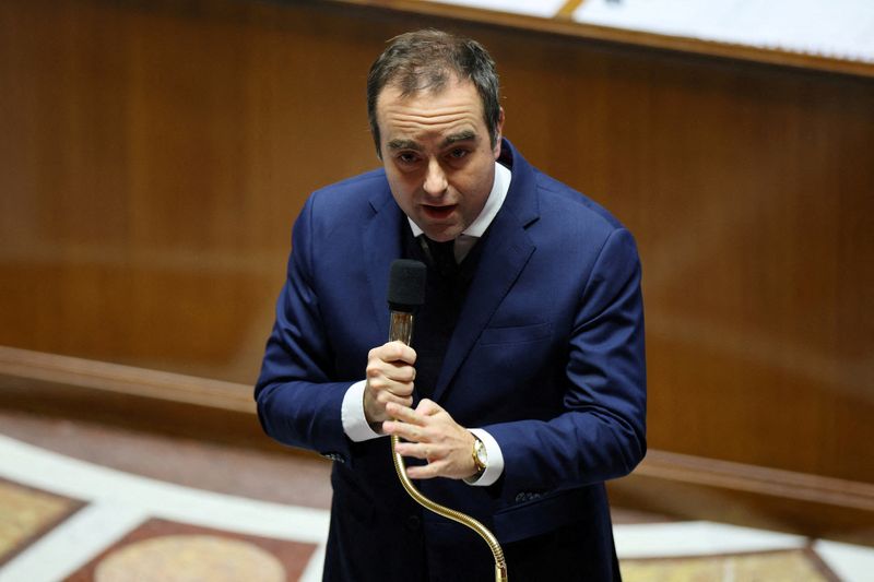 France's lower house of parliament passes emergency rollover budget law