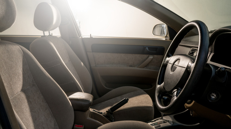 5 budget car accessories that can make your ride feel luxurious