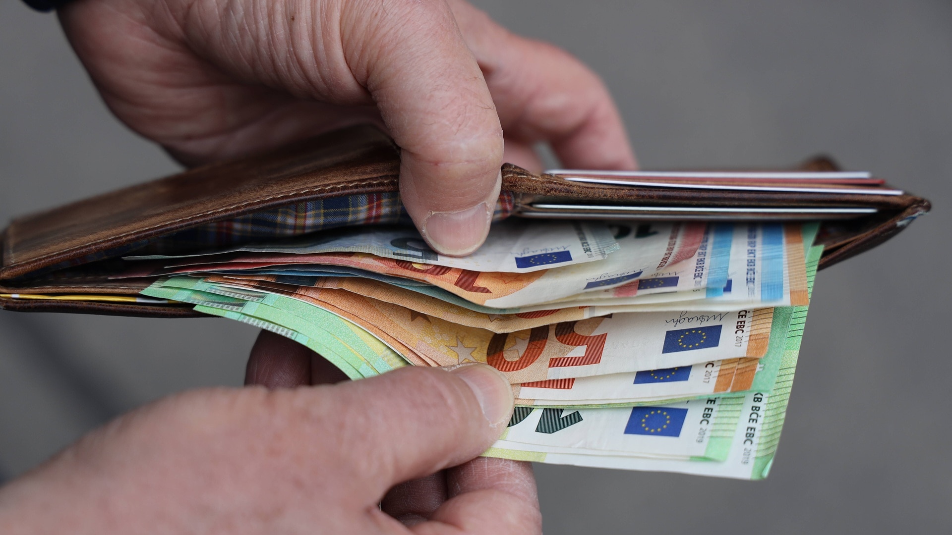 Faszinierend 3500 In Euro Ebenbild