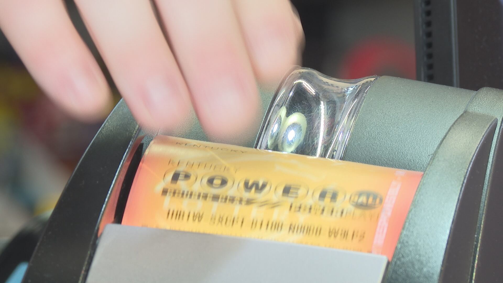 Kentucky lottery sees record sales as $1.6 billion Powerball jackpot ...