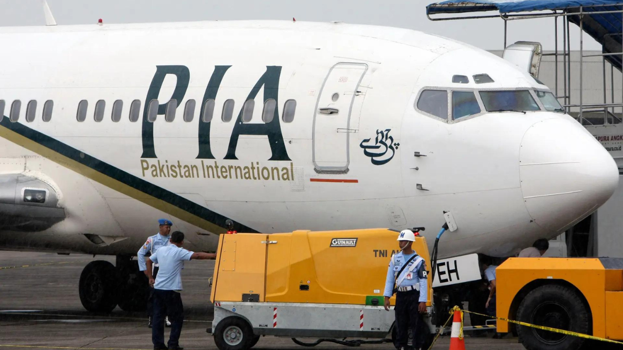 Pakistan: National airline PIA sold to private consortium; Rs 135 ...