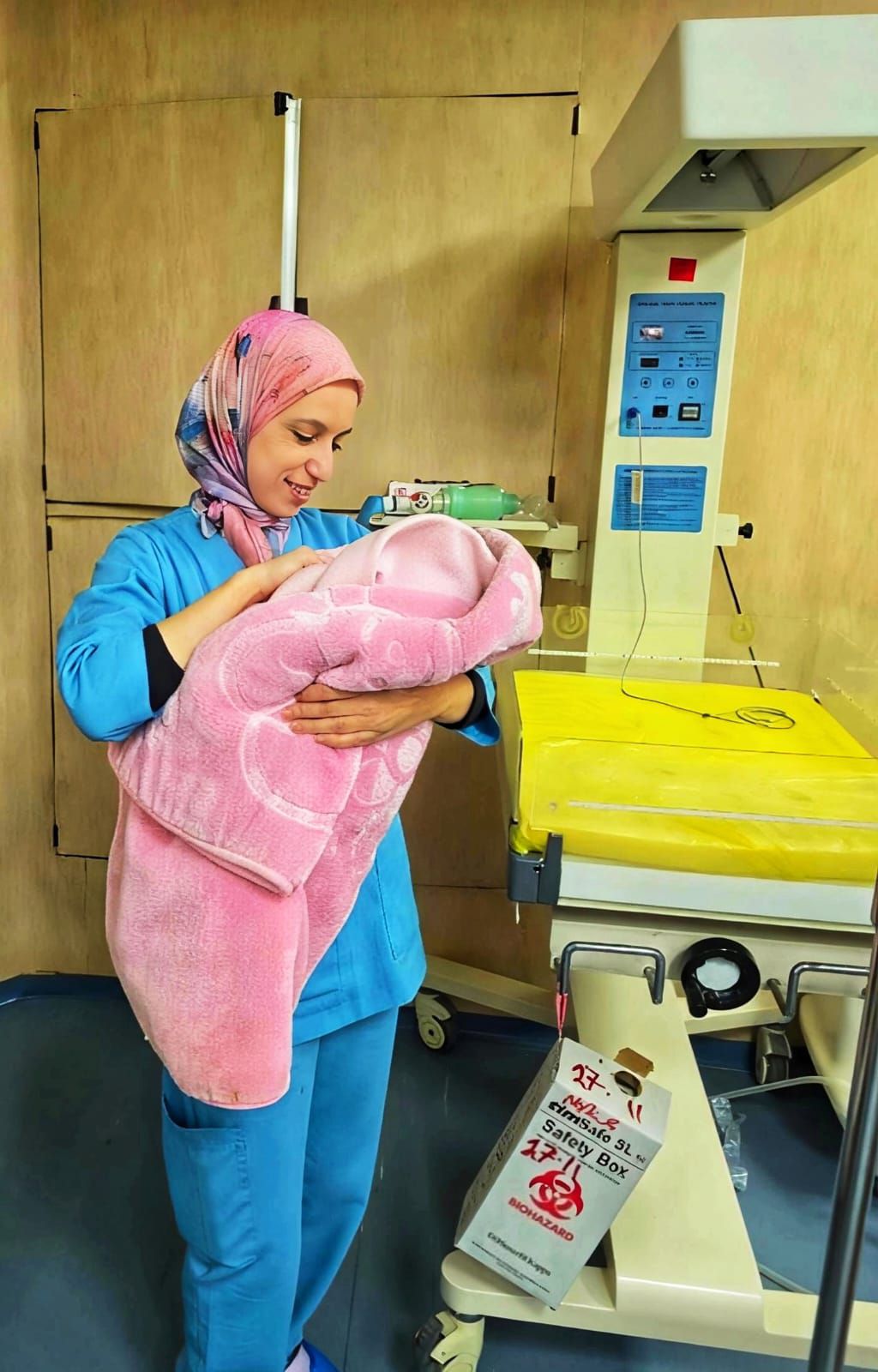 First Moroccan woman doctor in Gaza: An obstetrician-gynecologist ...