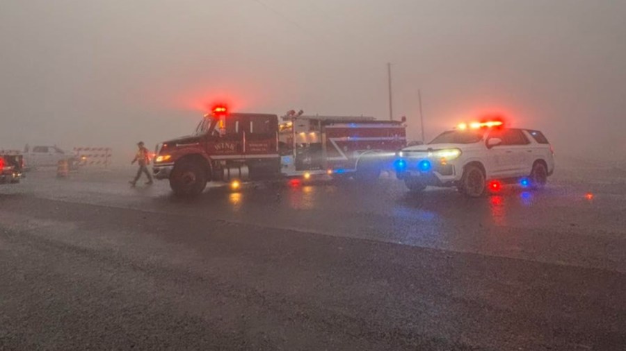 Fatal crash shuts down State Highway 302 in Winkler County, one dead