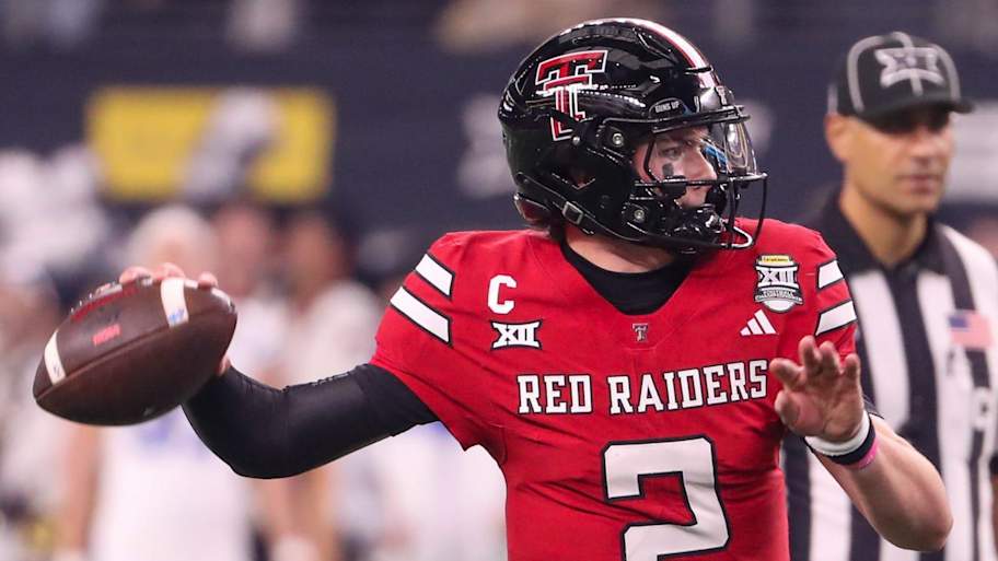 Dan Lanning delivers fiery locker room speech after beating James Madison