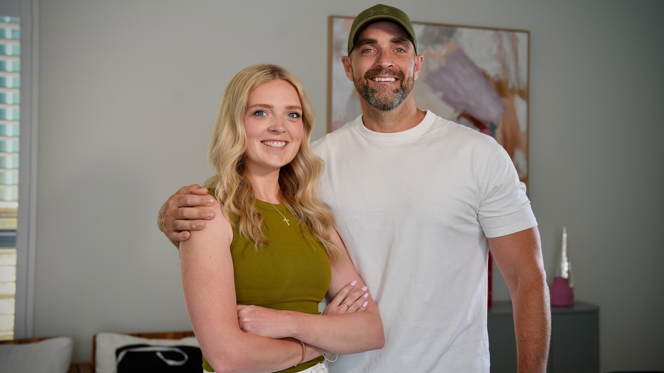 Father of three meets bone marrow donor who saved his life for 'most ...
