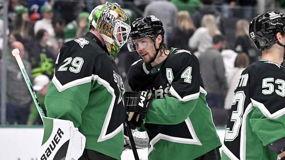 The Dallas Stars look to spread Christmas cheer with a win in Detroit