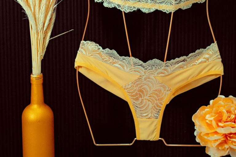 ¿Por qué se usa ropa interior amarilla en Año Nuevo?