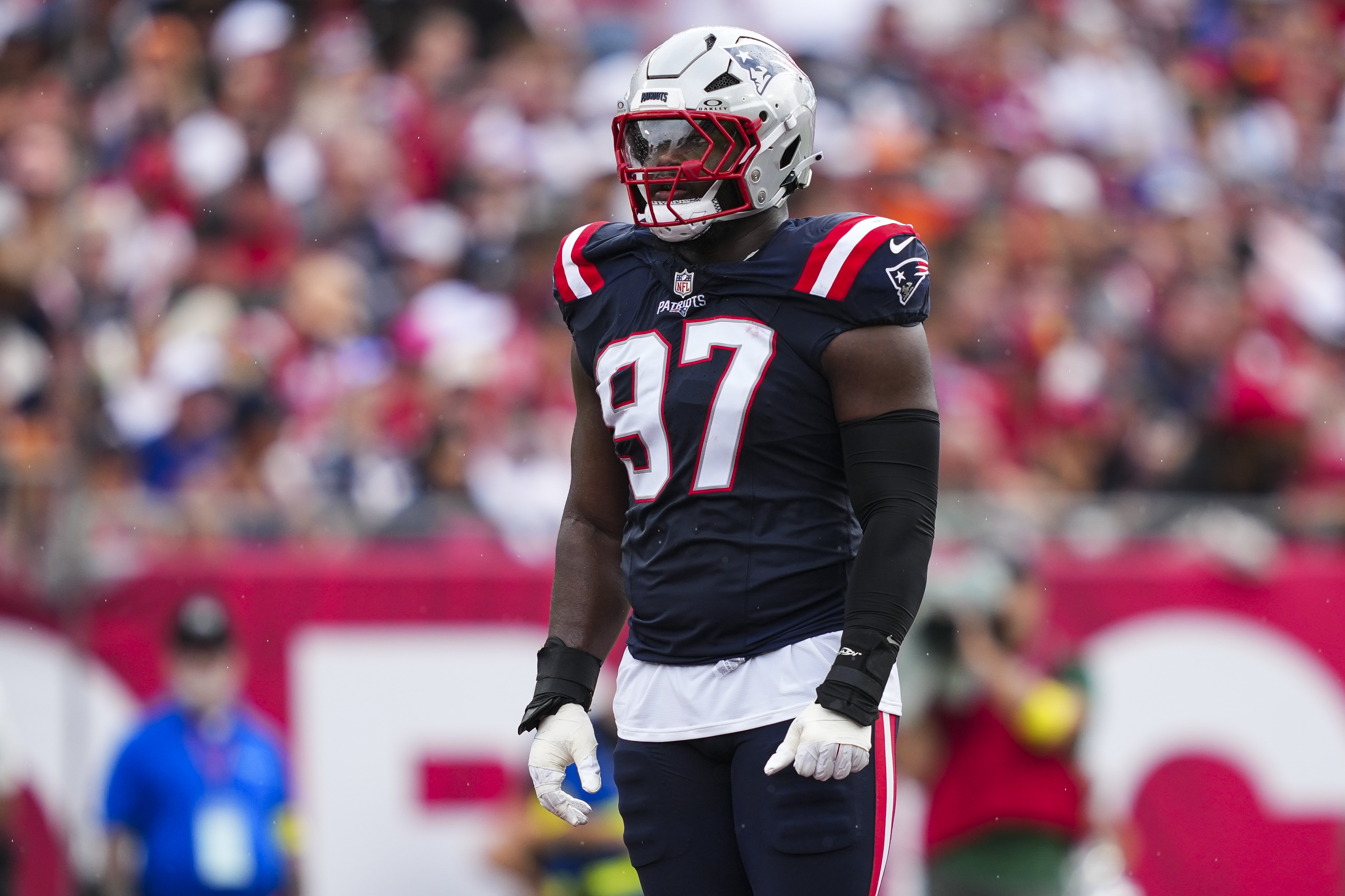 Milton Williams set to practice as Patriots monitor potential Sunday return