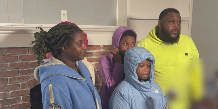 Rapper’s mother aids family after condominium fire