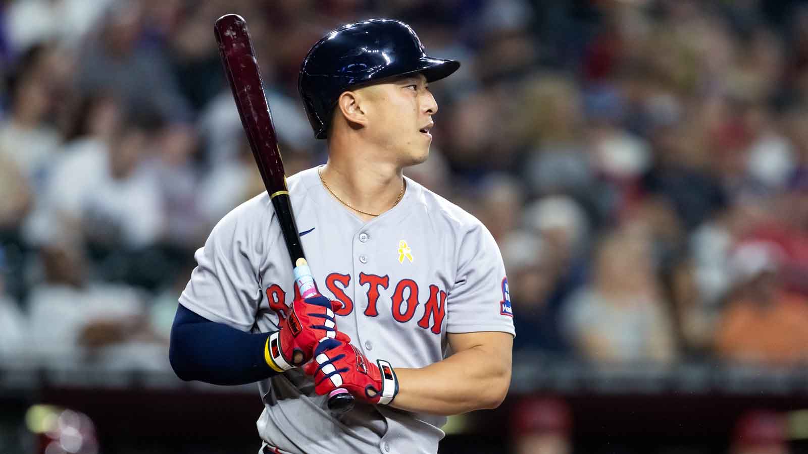 Mariners’ general manager drops exciting admission on Rob Refsnyder signing