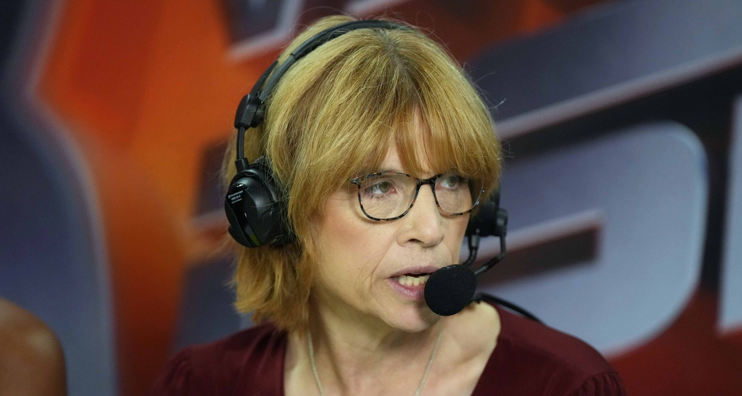 Longtime ESPN broadcaster retires after 30 years