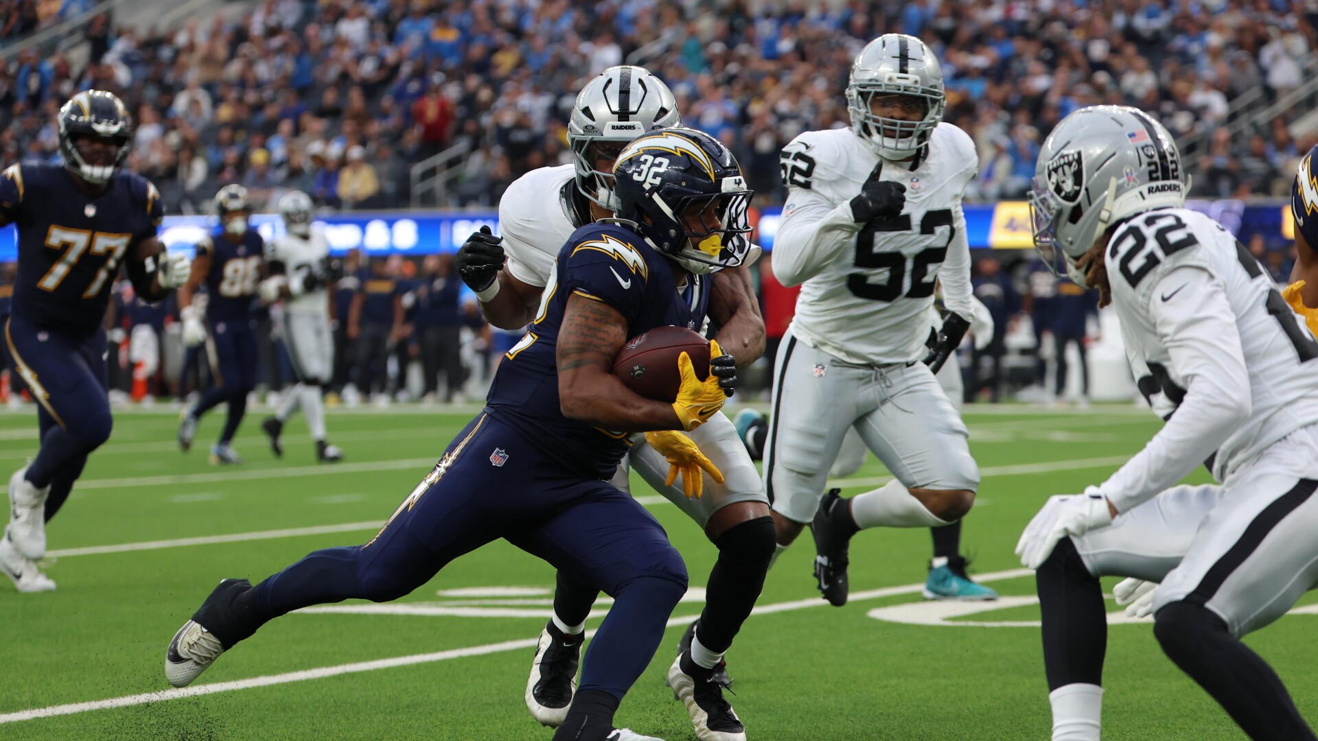 Chargers sign RB Jaret Patterson to 53-man roster