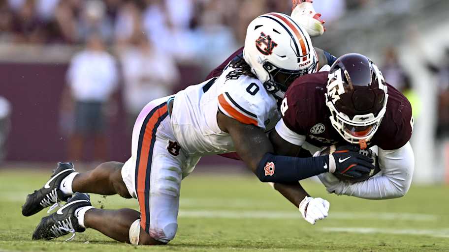Auburn loses key linebacker as he announces intention to enter transfer ...
