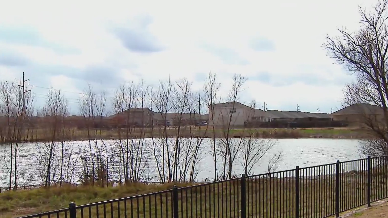 Bodycam shows officer rescuing missing 3-year-old from pond in Josephine