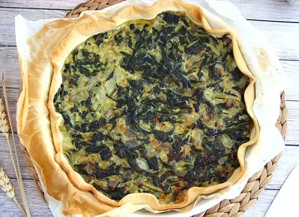 Torta salata con bietole ed emmental, ricetta vegetariana