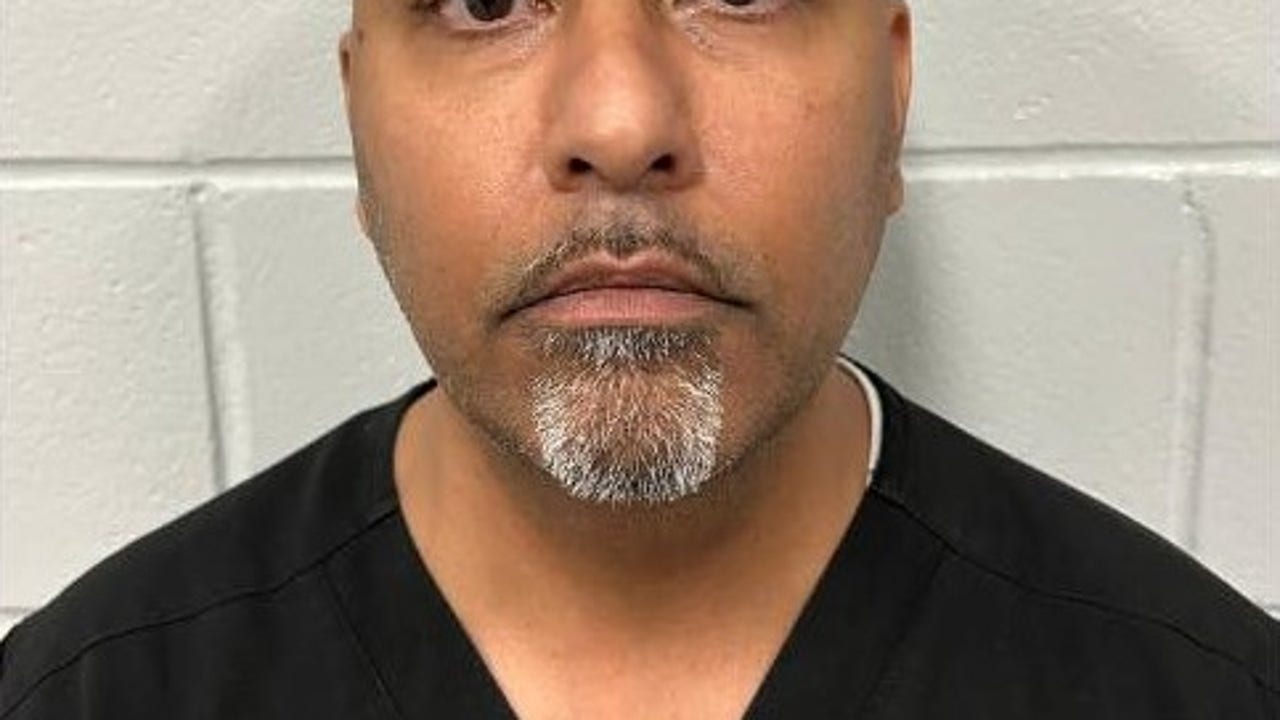 Sugar Land surgeon accused of working on patient while intoxicated