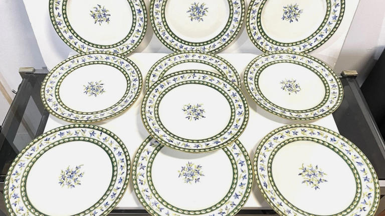 Whatever you do, don't ignore these brand names on thrift store plates