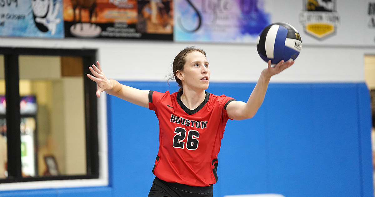 Wagner announced as volleyball MVP, stat leaders honored at team banquet