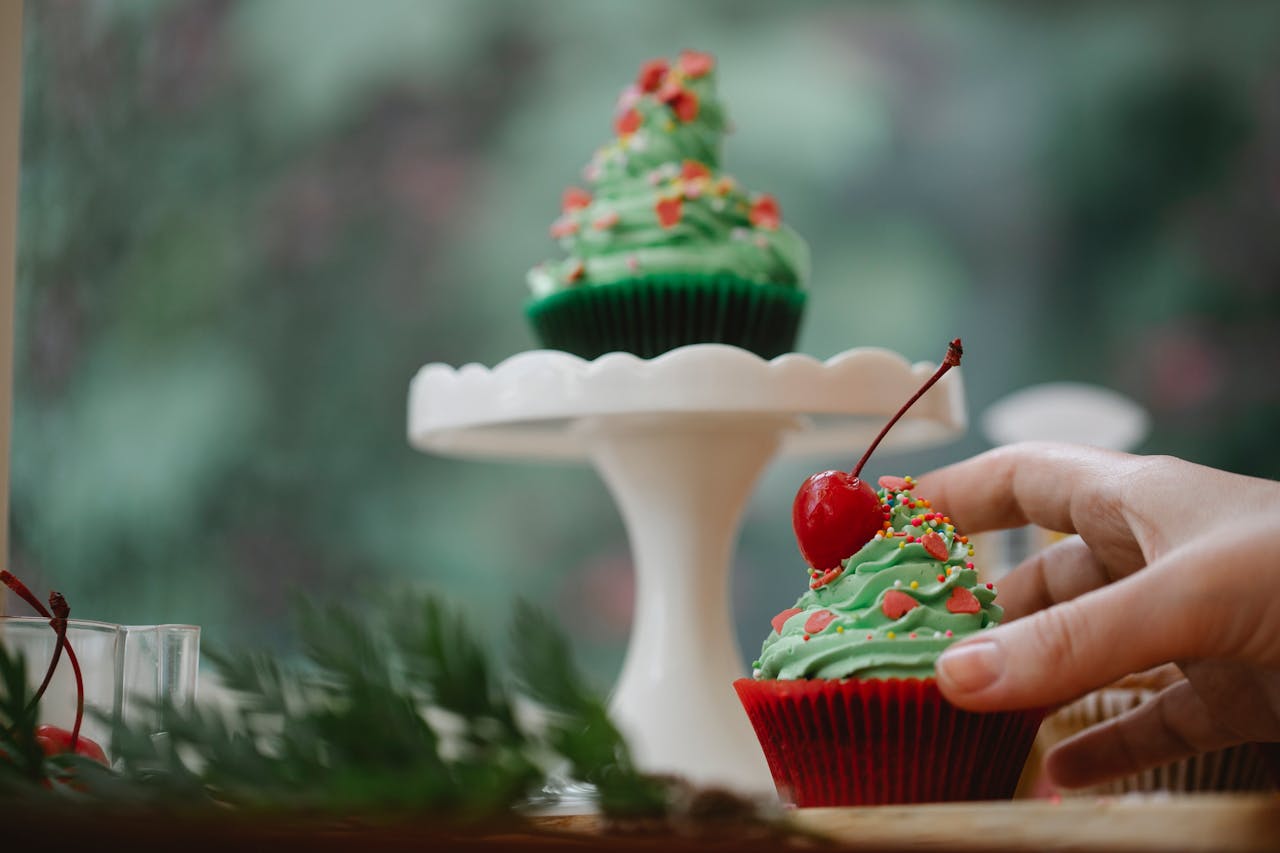 20 Christmas desserts that are a change from the traditional Yule log